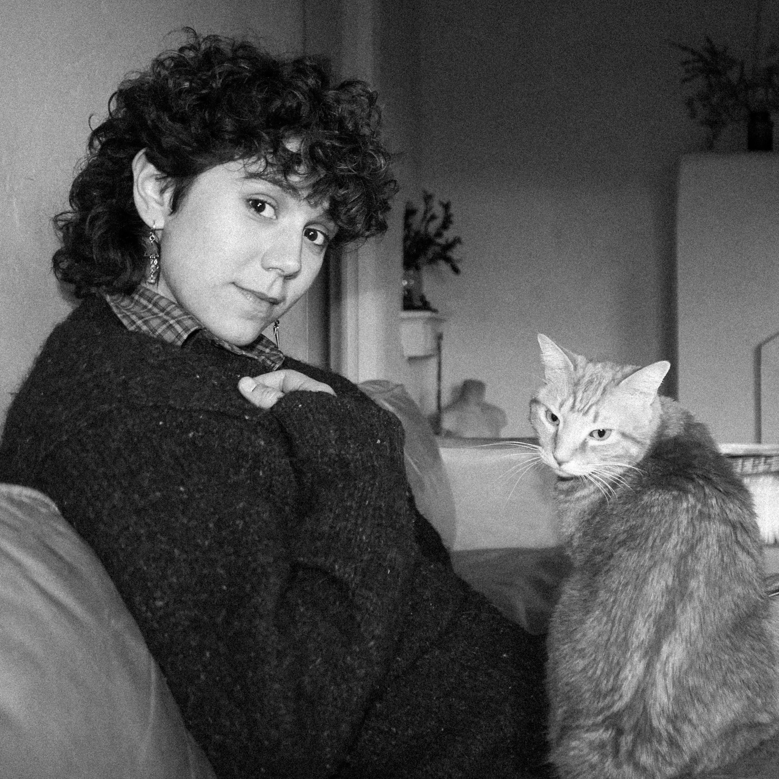 Singer-Songwriter | Olive Klug