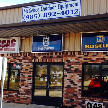 McGehee Outdoor Equipment - Zero Turn, Lawnmowers