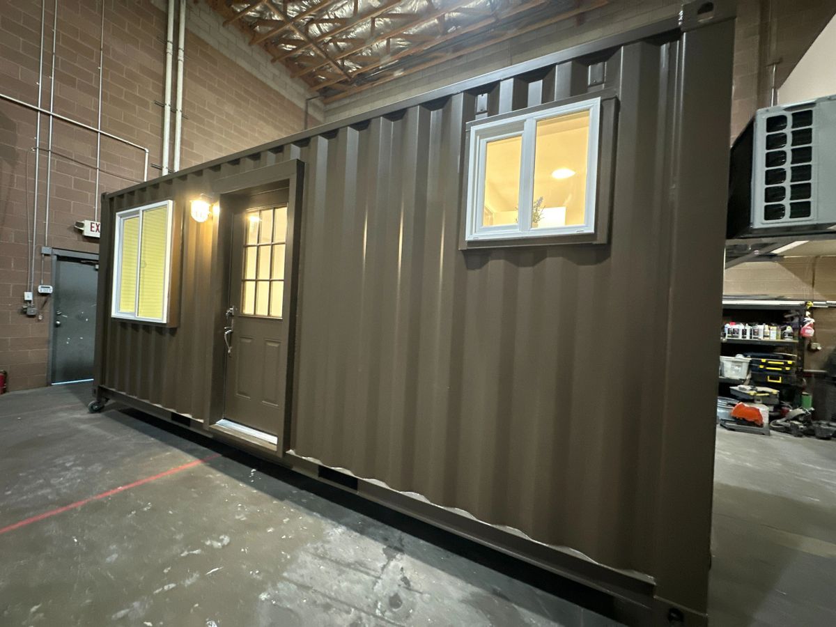 BUNKHOUSE XL-Double 20ft Luxury Container Home