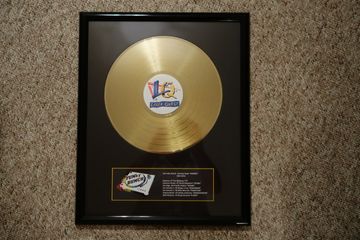 Gold Silver Platinum Award - Custom Vinyl Records | Custom Vinyl ...