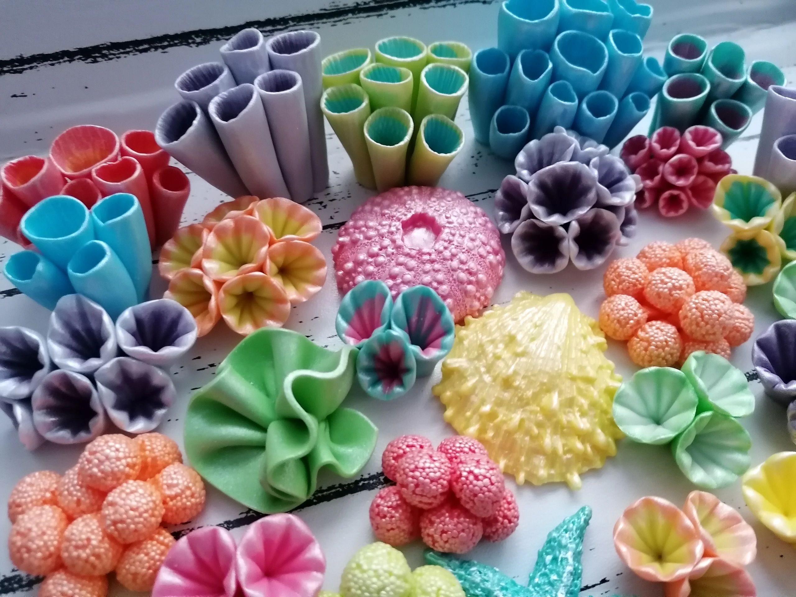 Sugar Land Toppers - Personalised Cake Toppers, Edible Fondant Sugar ...