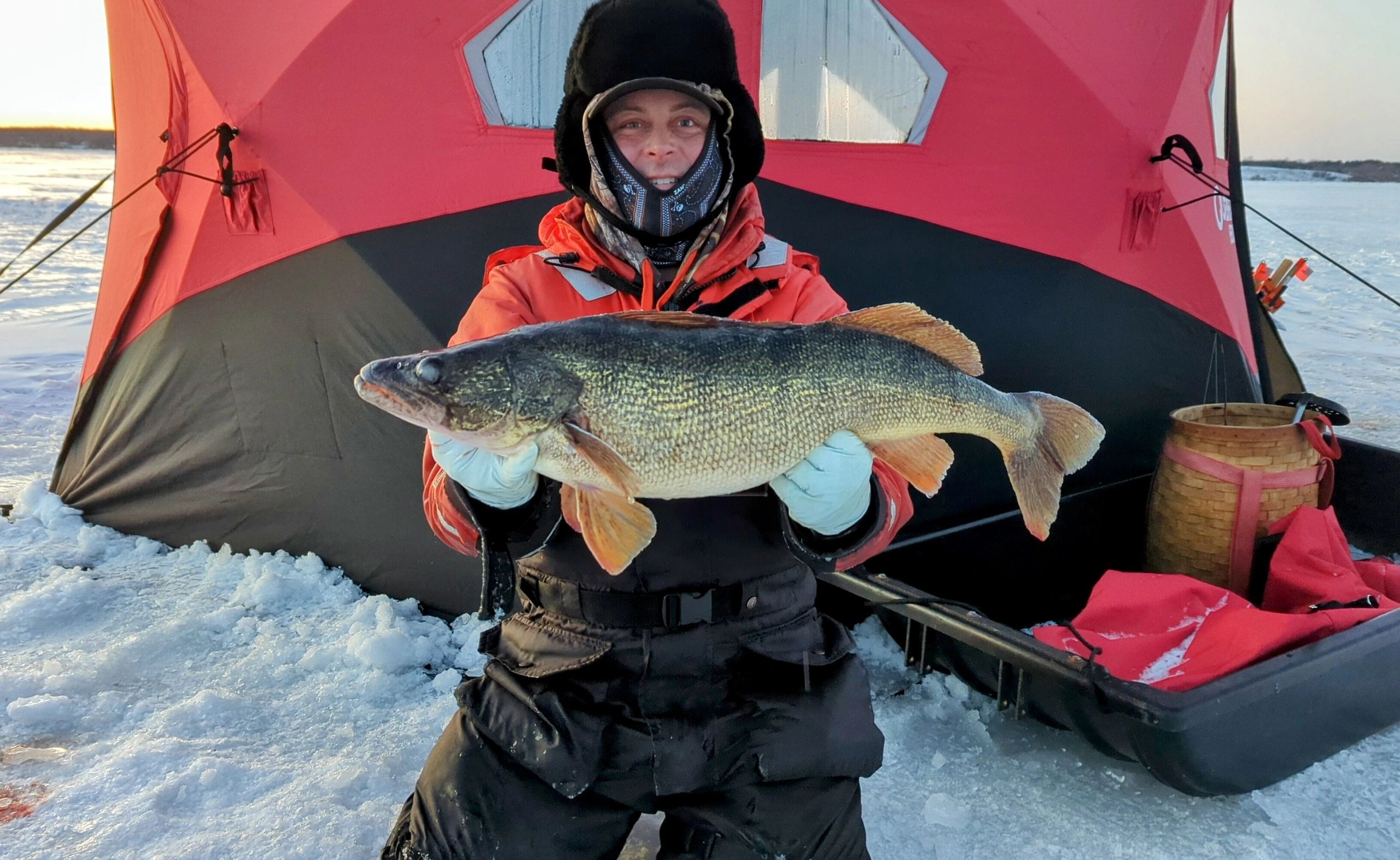 Charter Boat Fishing with Fenntastic Outdoors | Walleye Fishing