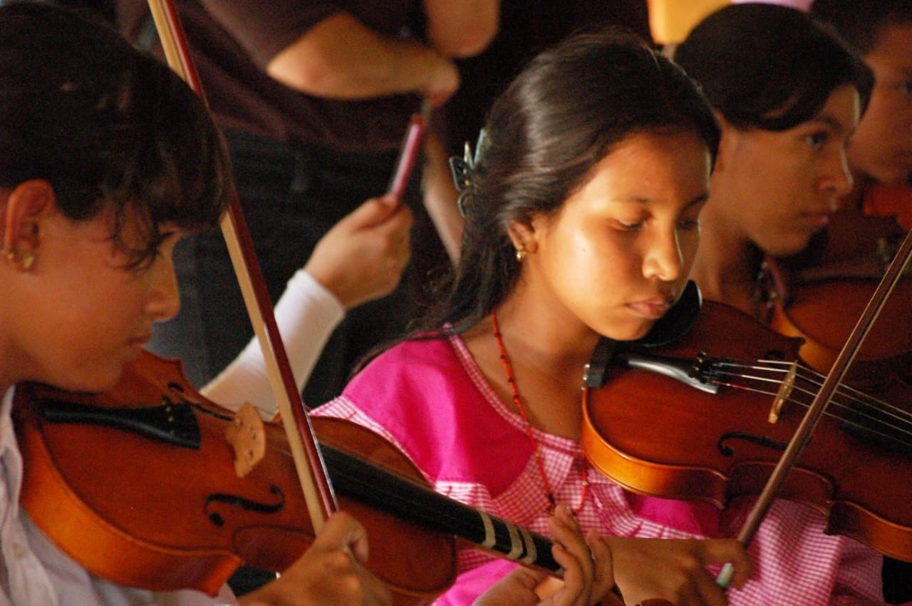 Núcleo Wayuu Taya offers recital to teachers from the Mara region