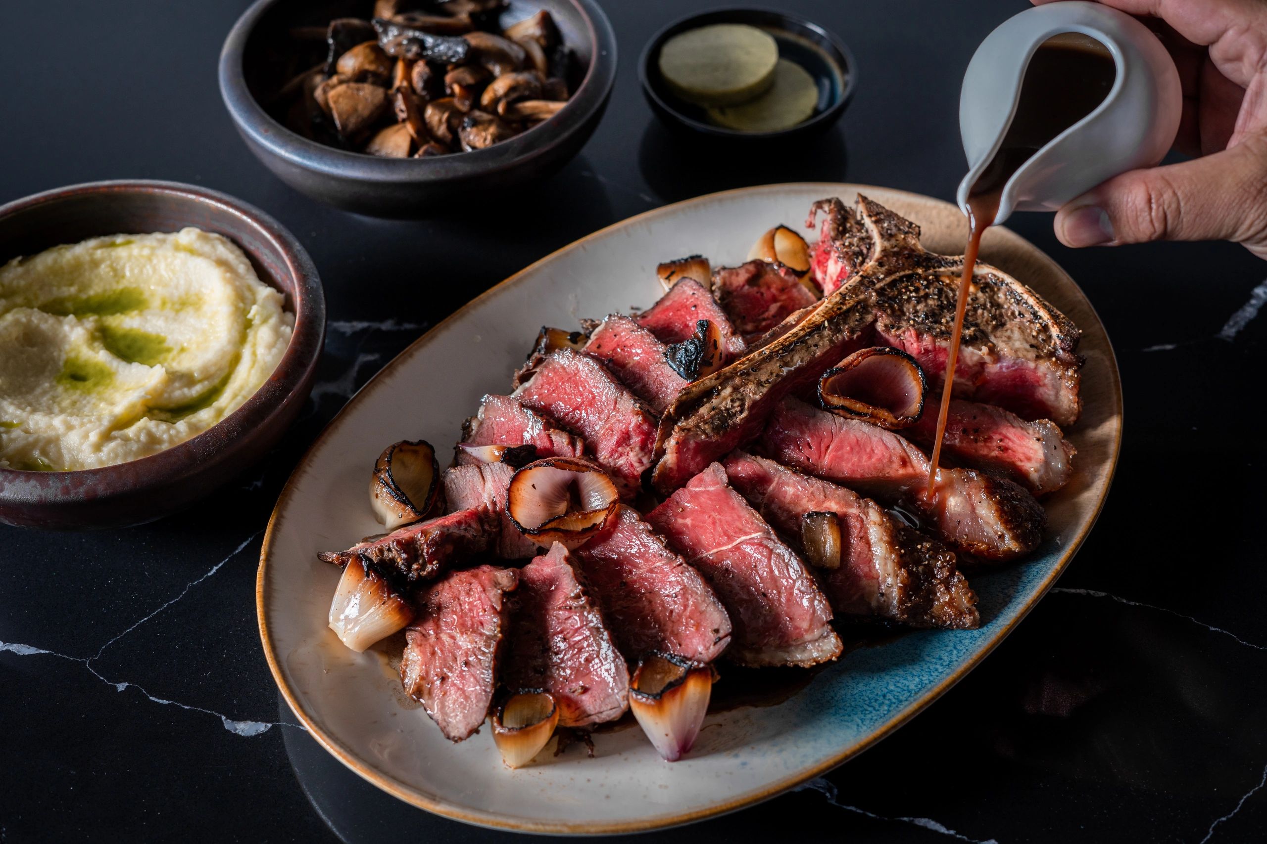 T-bone - Coombs Pub, Local Pub