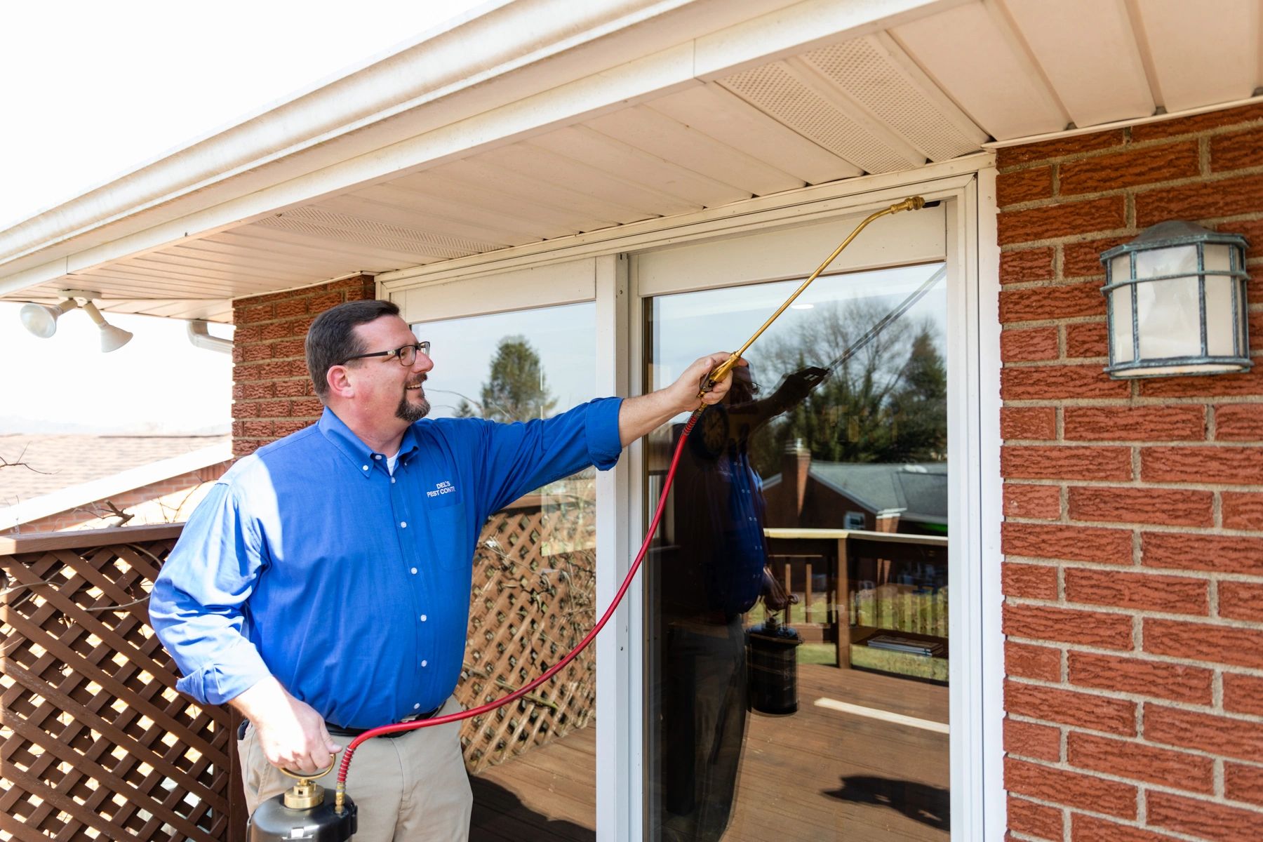 Pest Control - Del's Pest Control LLC