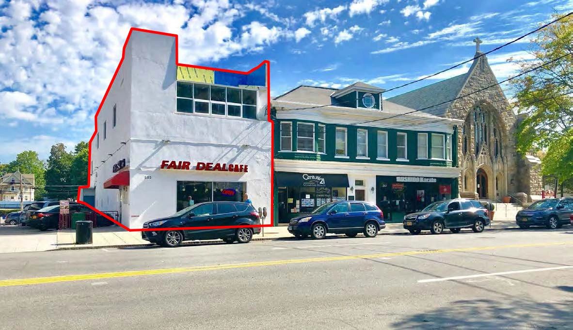 FREESTANDING RETAIL BUILDING | FOR SALE