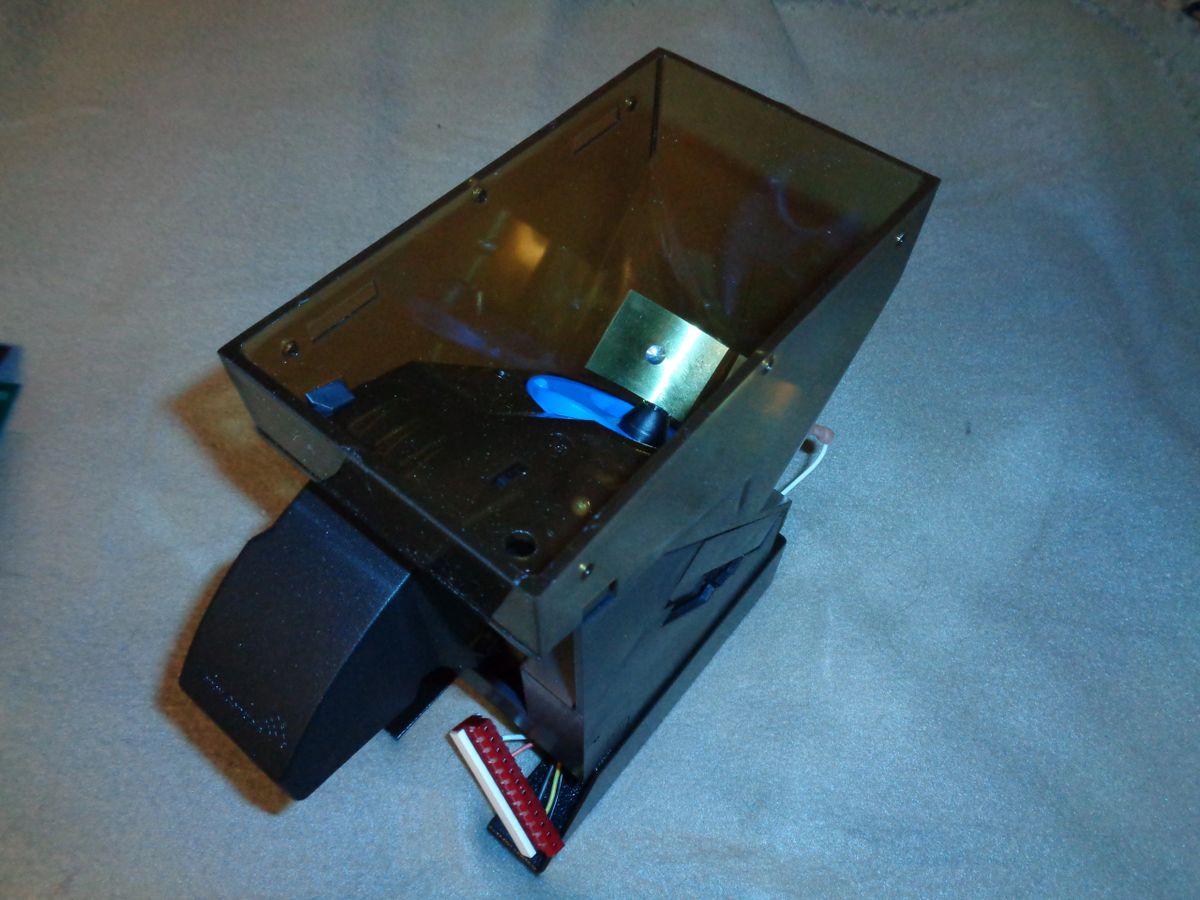 American Changer Compact Hopper AC500, 110 Volt Board