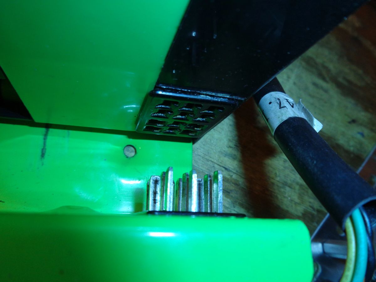 1st Generation Green Stripe Hopper (reman) American Changer