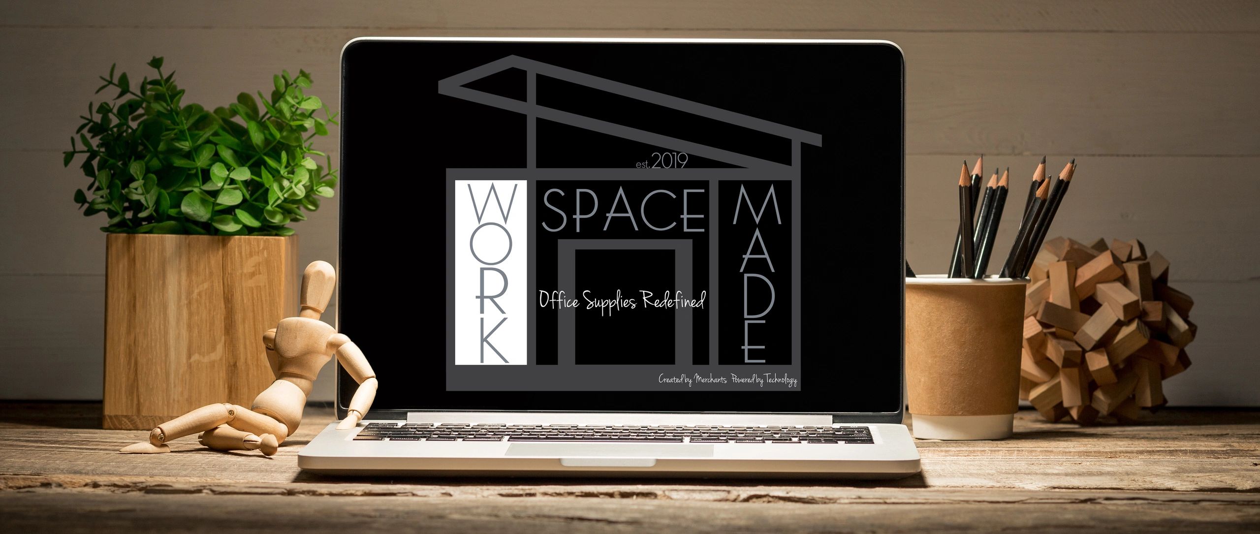 Eclectic Office Decor | WorkSpaceMade