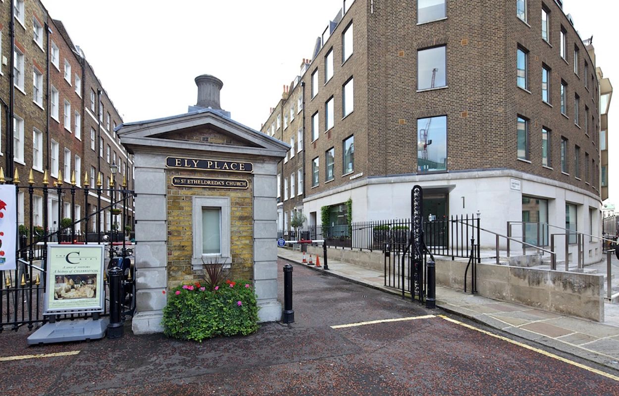 Tawdry Lace: Ely Place