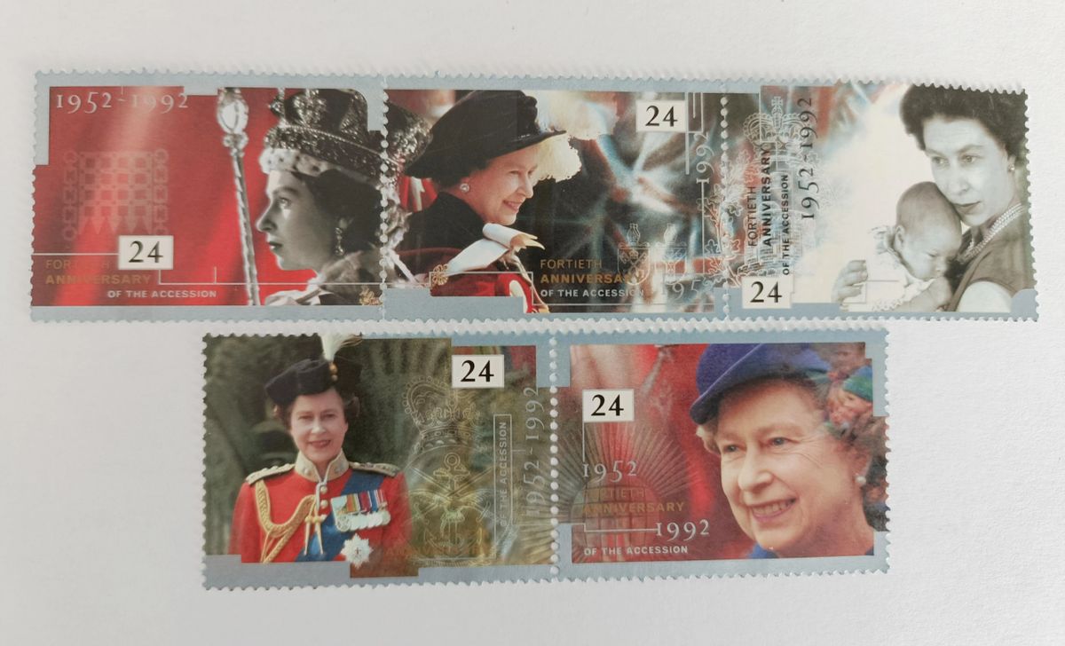 40th Anniversary of Queen Elizabeth II Accession Postage Stamps set. 5 ...