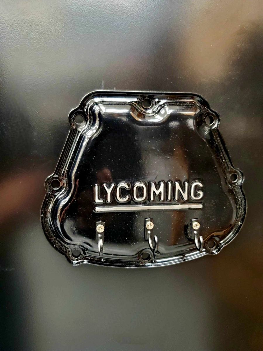 Lycoming angle valve cover key hook