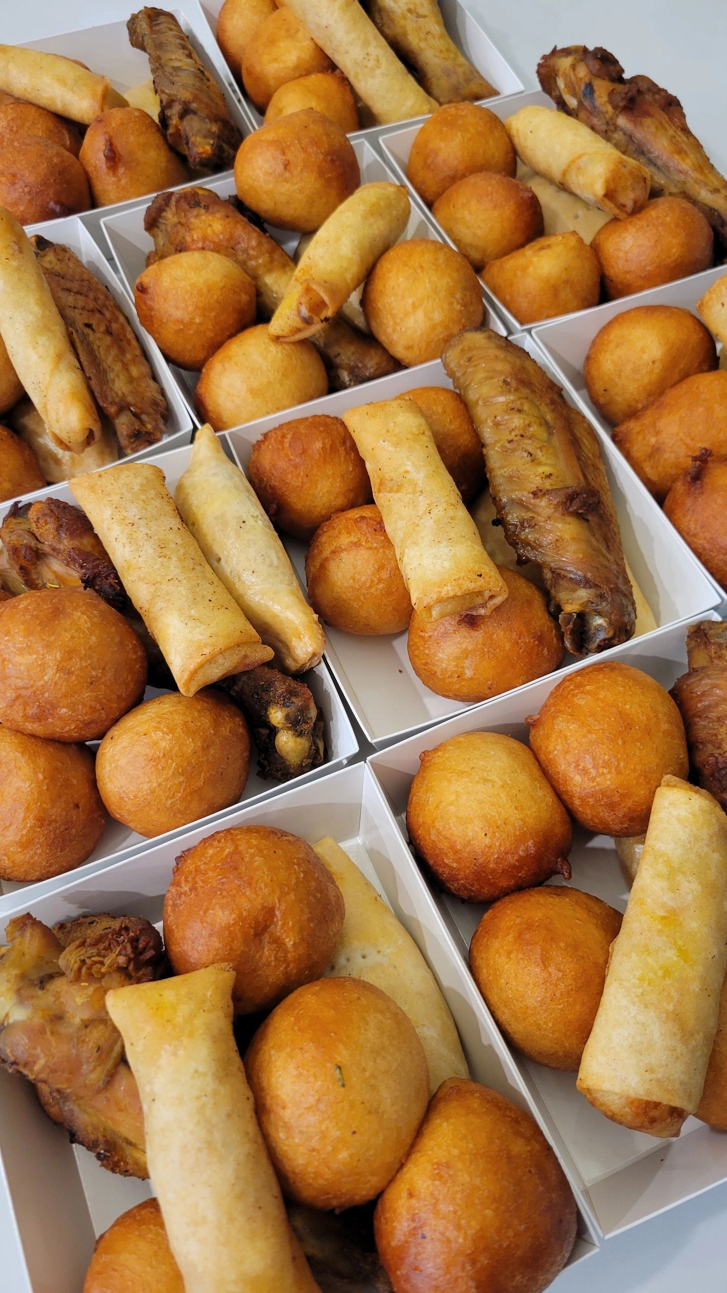 Dayzy Foods | Nigerian Pastries | Small chops in Calgary