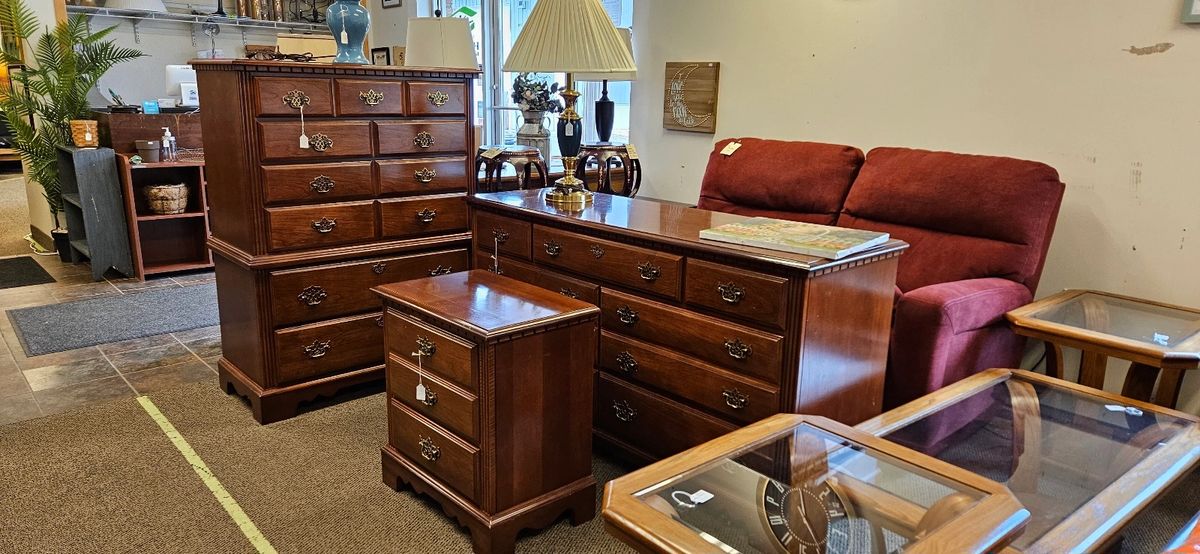 BroyHill Night Stand
