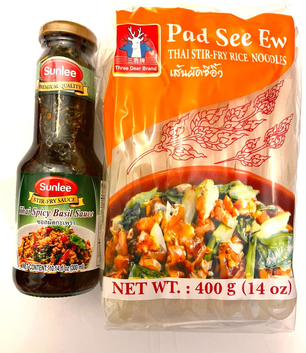 Set of Sunlee Pad Kra Pao Sauce 10.14 fl oz (300 ml) with Thai Stir-Fry ...