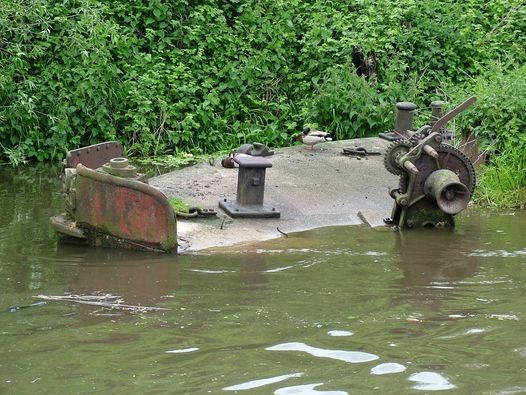 The Concrete Barges of the Weaver Navigation