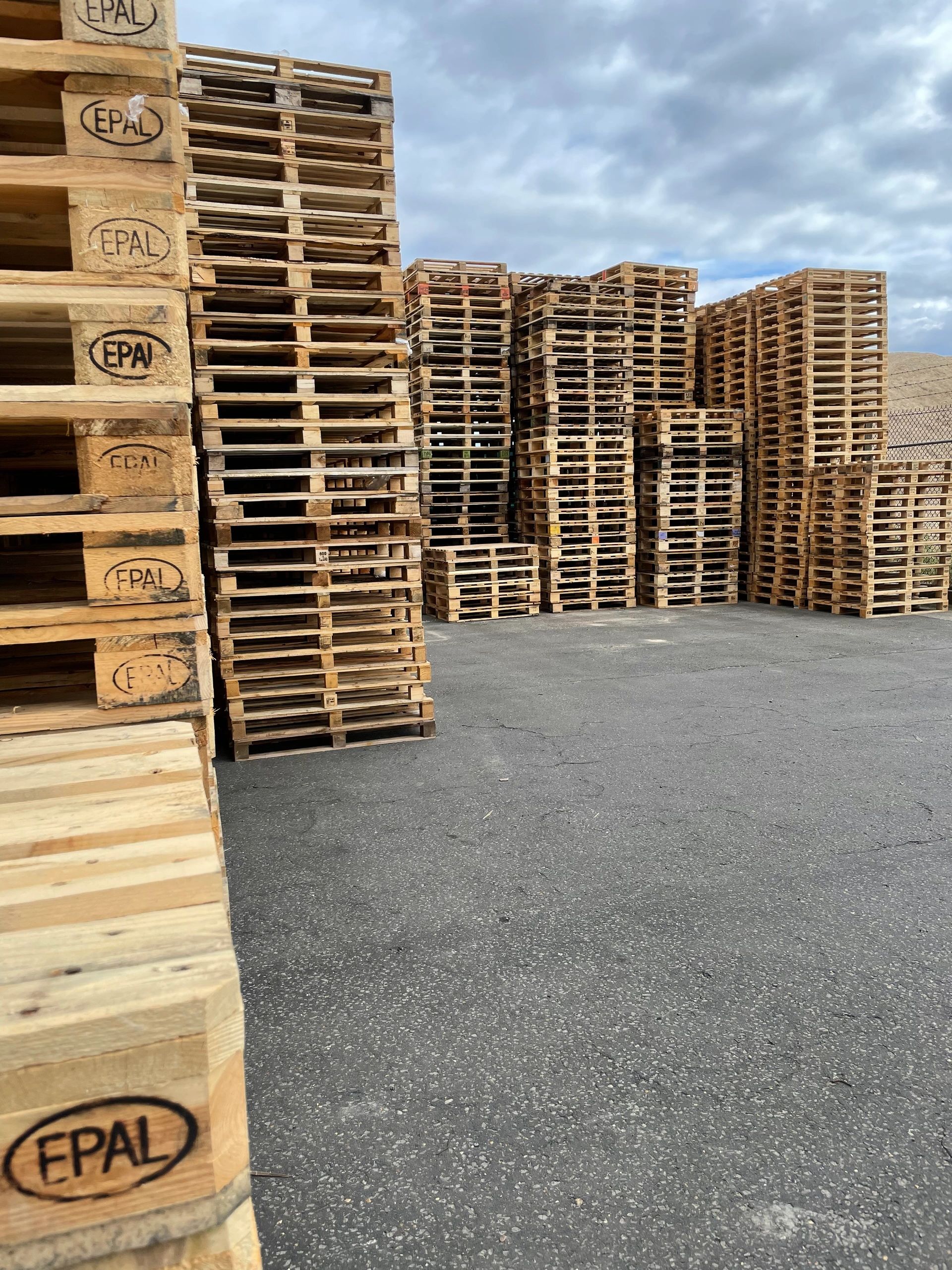 LL Pallets