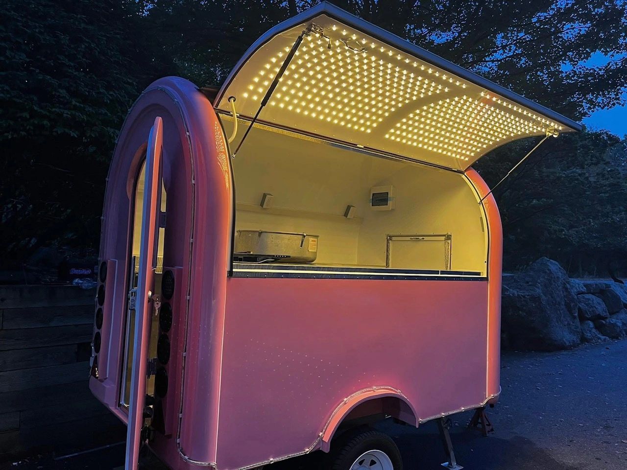 Nostalgic Cotton Candy - Book for your next event