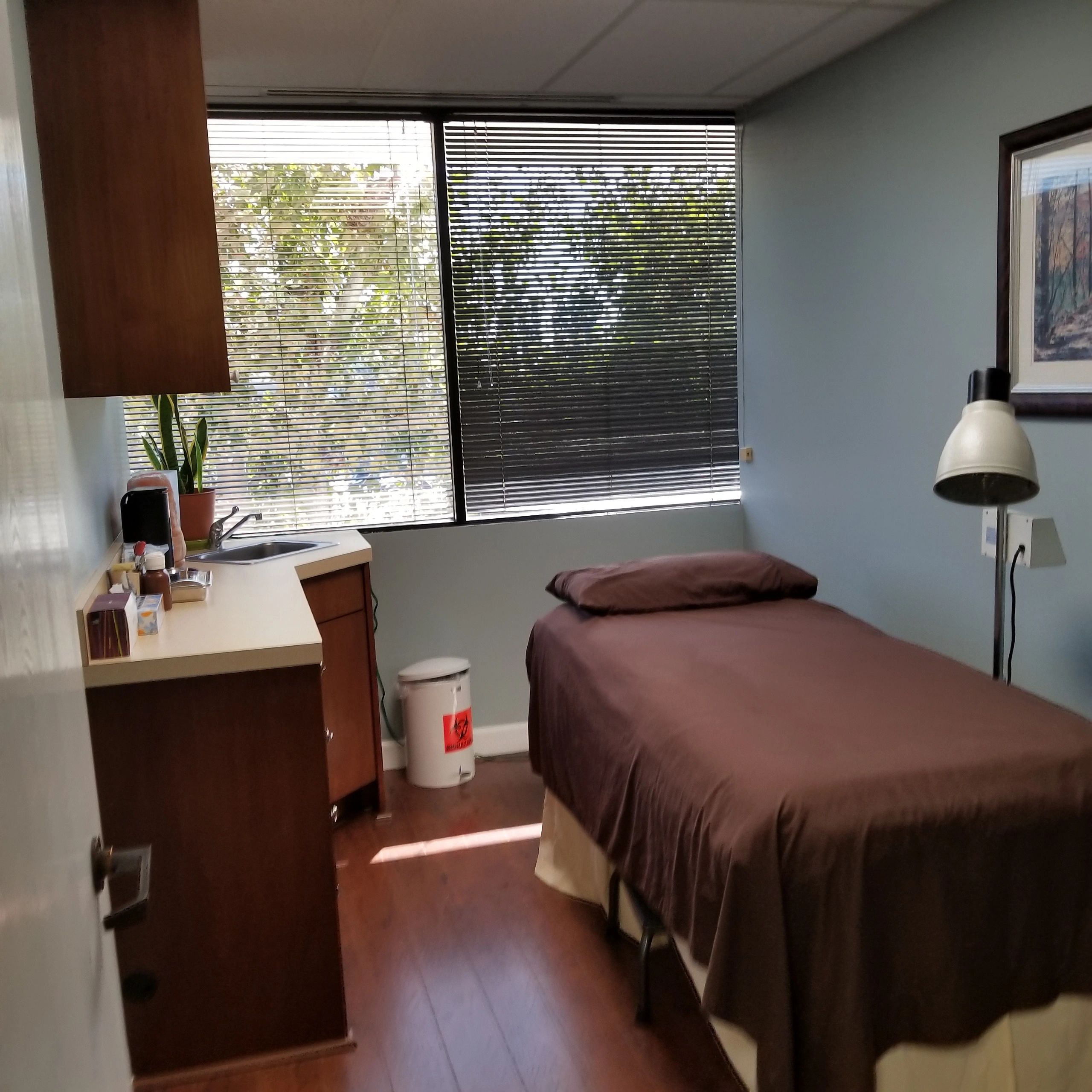 What Are The Best Ways To Find A Wellness Space For Rent?