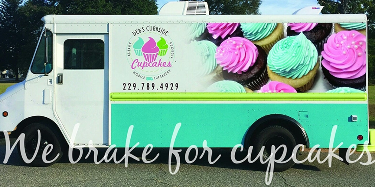 Deb's Curbside Cupcakes Mobile Cupcakery - Bakery, Cake Shop, Cupcakes