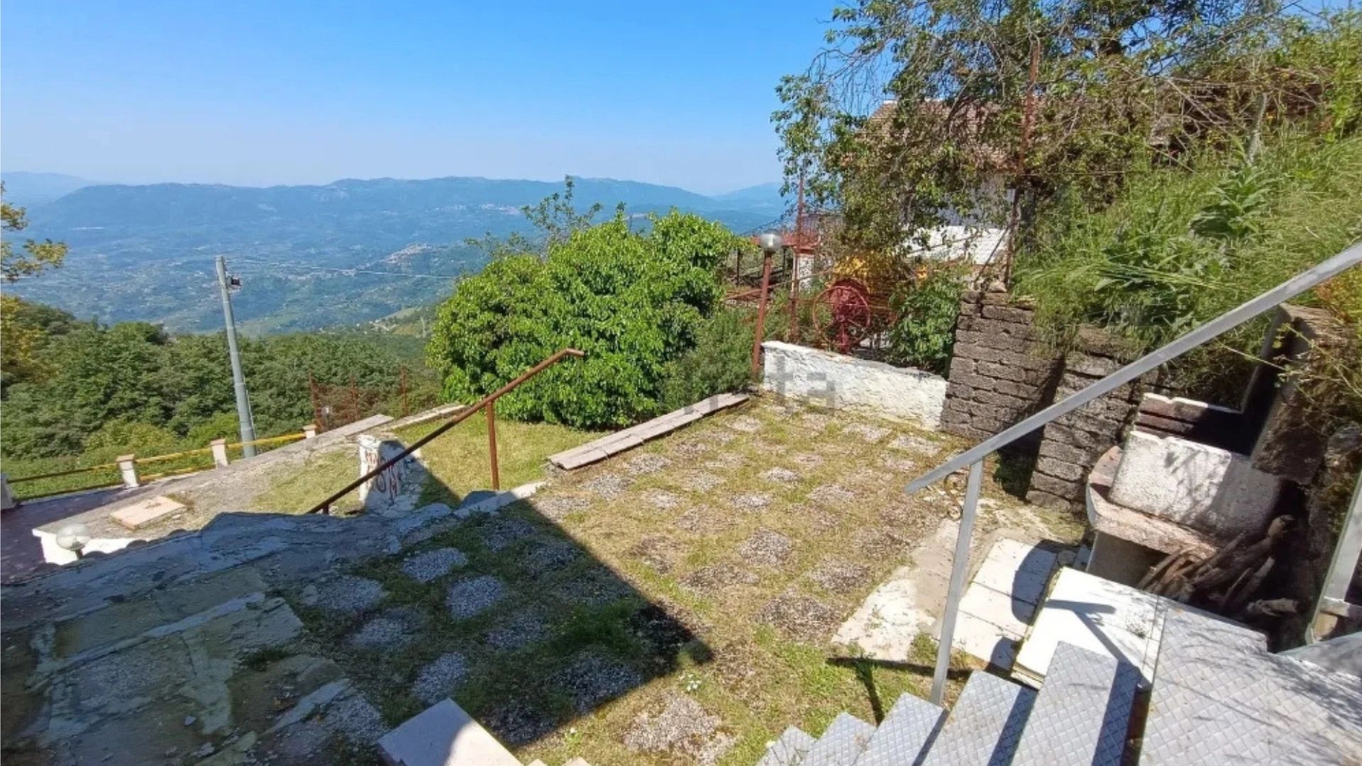 €37k ~ Terraced Garden View ~ Near Rome & Abruzzo (110m² 3bd/2ba)