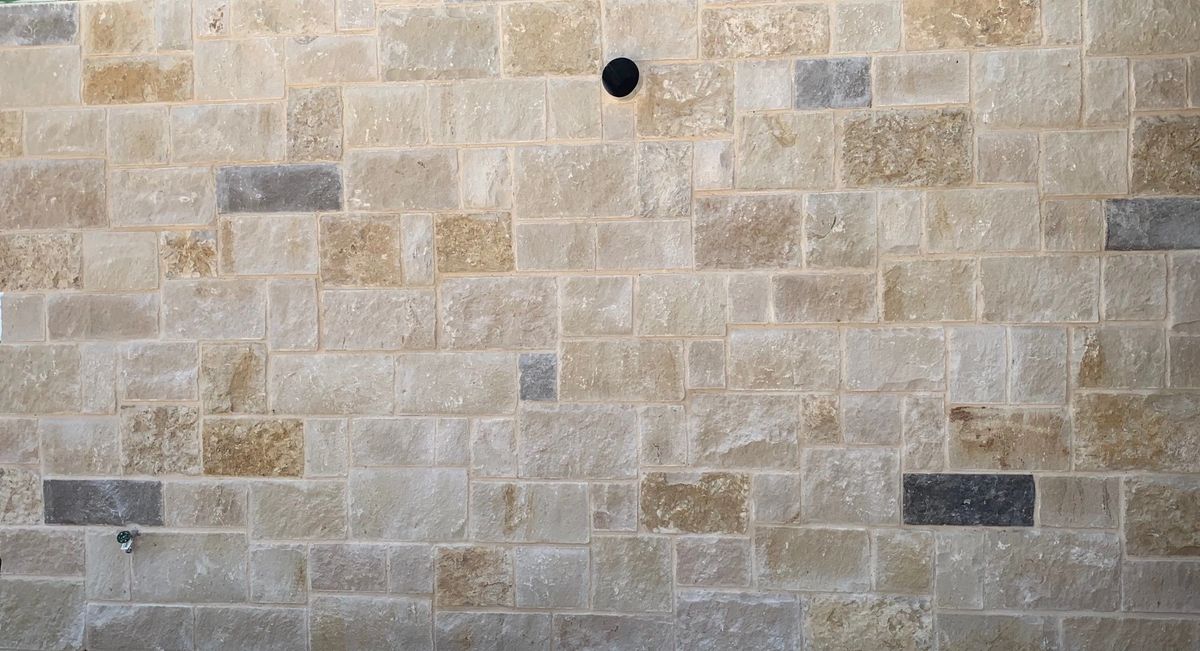 GORDON LIMESTONE - ANTIQUE BUFF - Sawn & Chopped