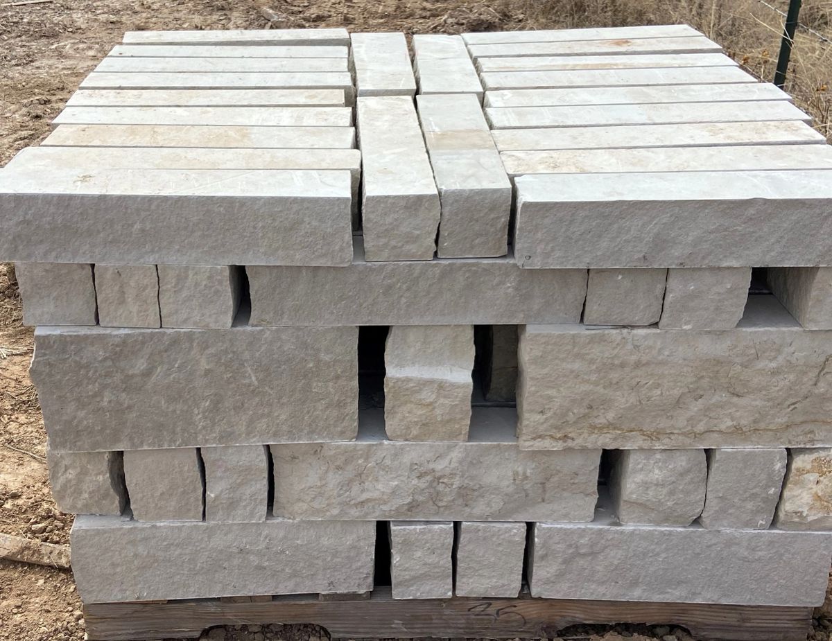 GORDON LIMESTONE - BUFF without Roughback - Sawn & Chopped