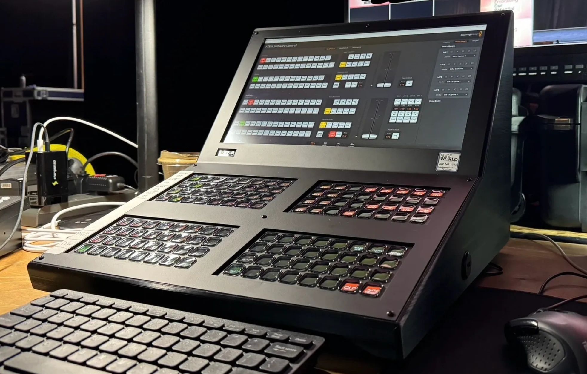 OMNICON PRO COMPANION Pi STREAM DECK CONSOLES