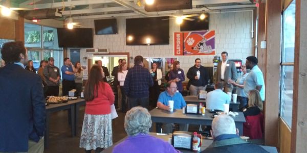 Clemson Marina - The Grill at Clemson Marina, Restaurant