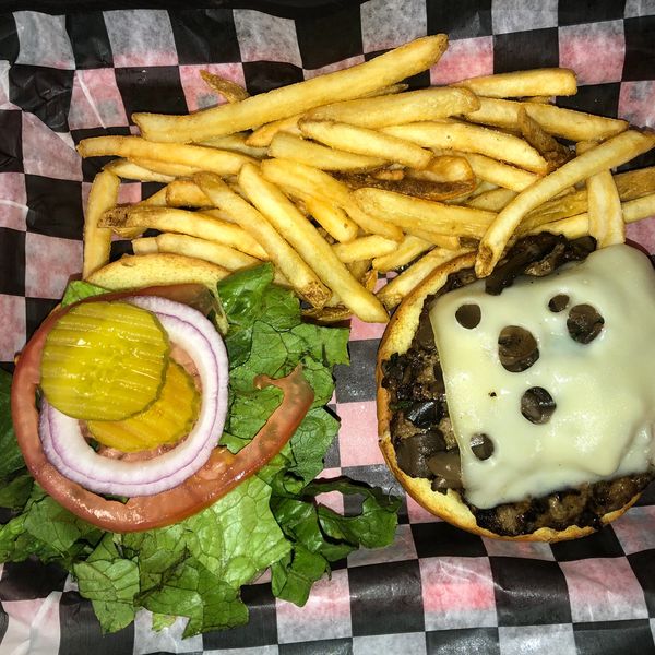 Clemson Marina - The Grill at Clemson Marina, Restaurant