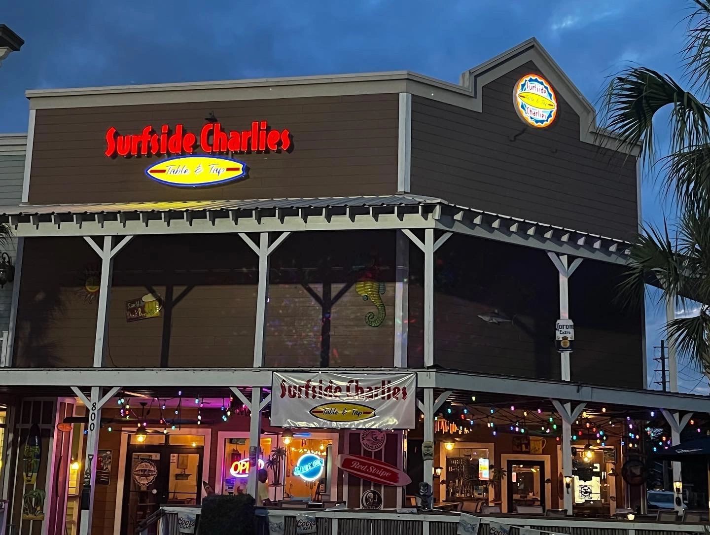 Surfside Charlies: Menu, Specials, and Events