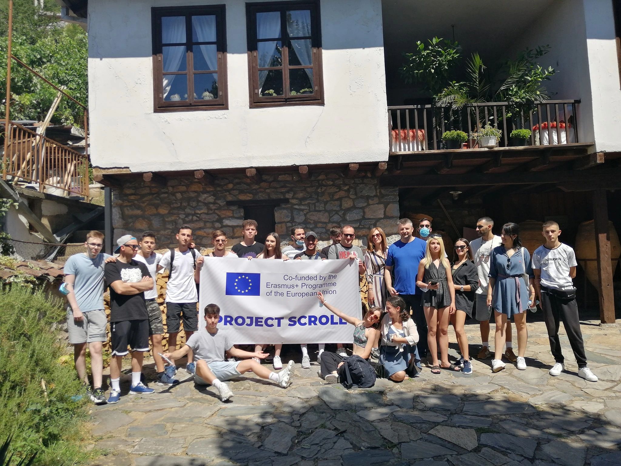 Gallery | Scroll Project