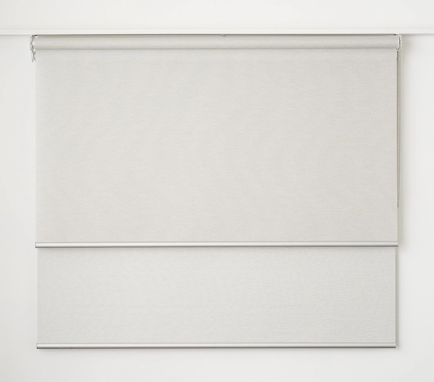 Choosing the Perfect Roller Blinds to Keep the Heat Out