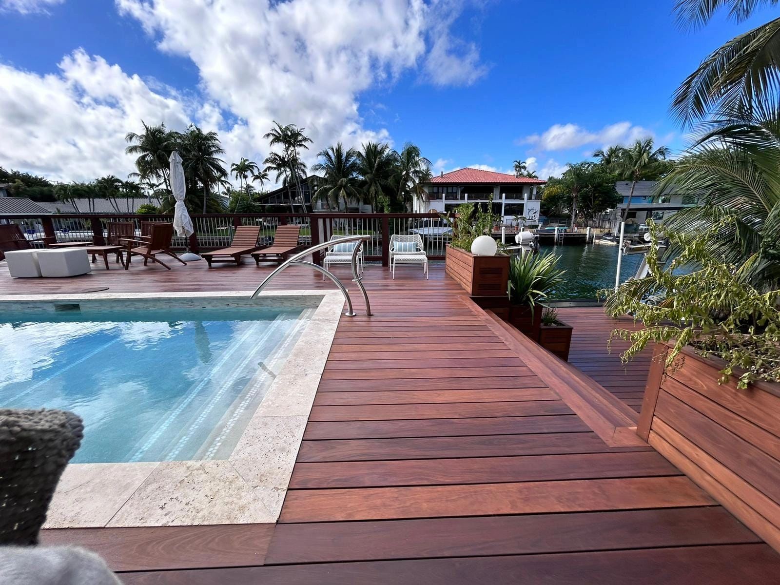 Florida Deck Refurbishing | Ipe Deck Refinishing & Restoration Experts