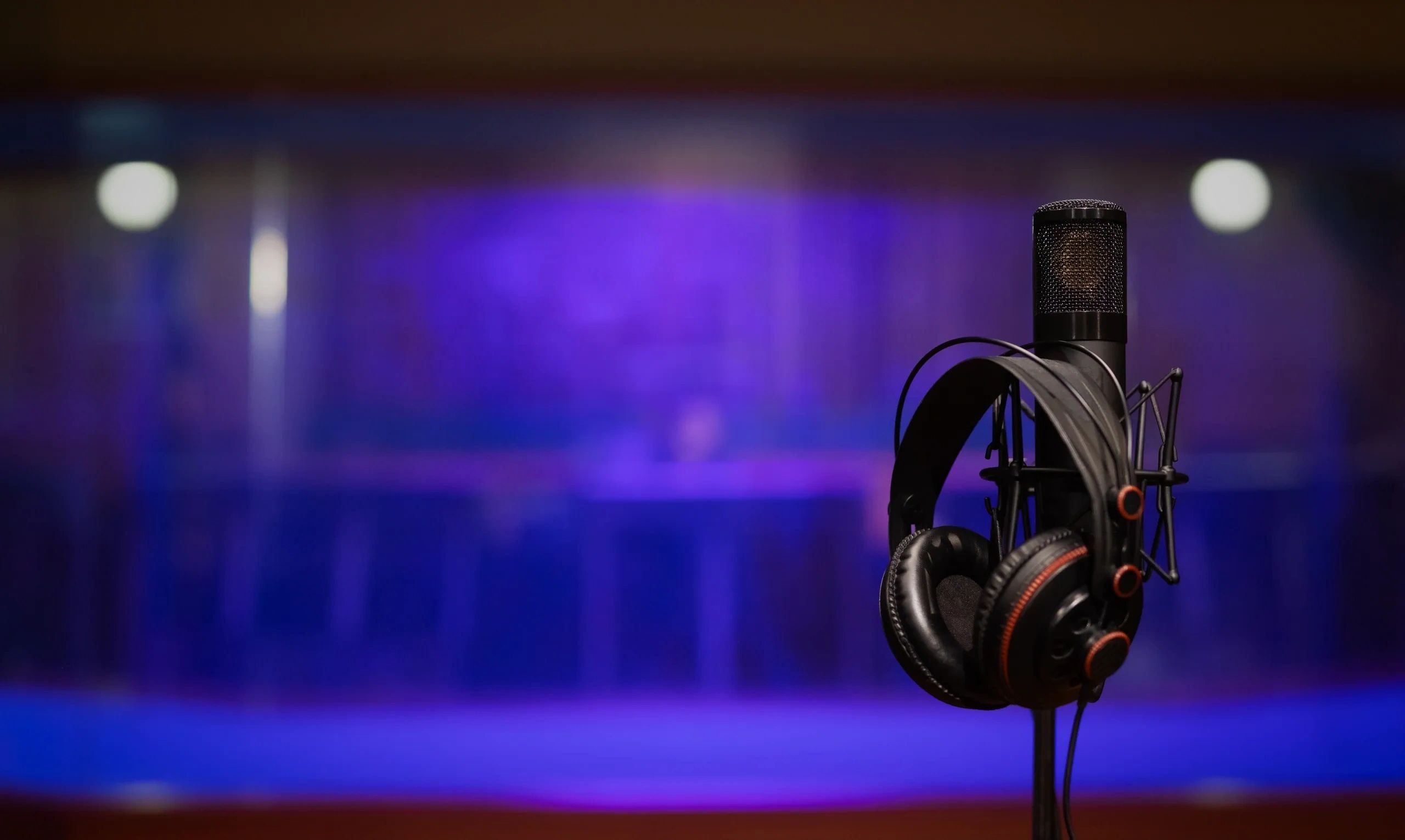 Virtual Vinyl Records - Music Production, Vocalist Needed, Singers Wanted