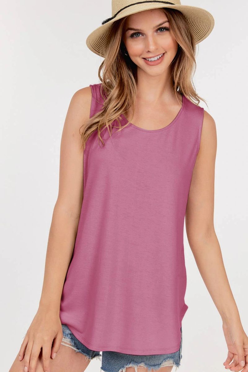 Basic round hem tank top in Rose