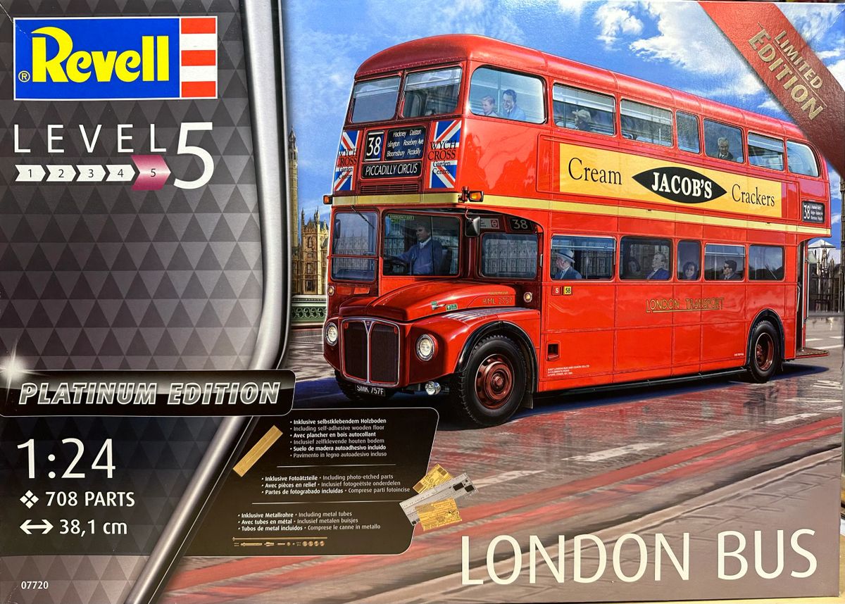 REVELL GERMANY LONDON BUS "PLATINUM EDITION"