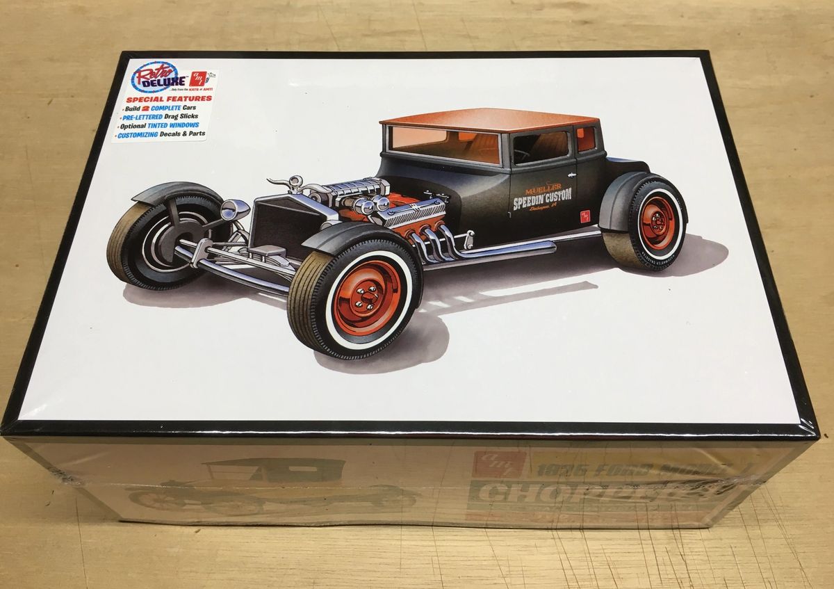 AMT 1925 FORD "CHOPPED" MODEL T - ( Build 2 Cars )