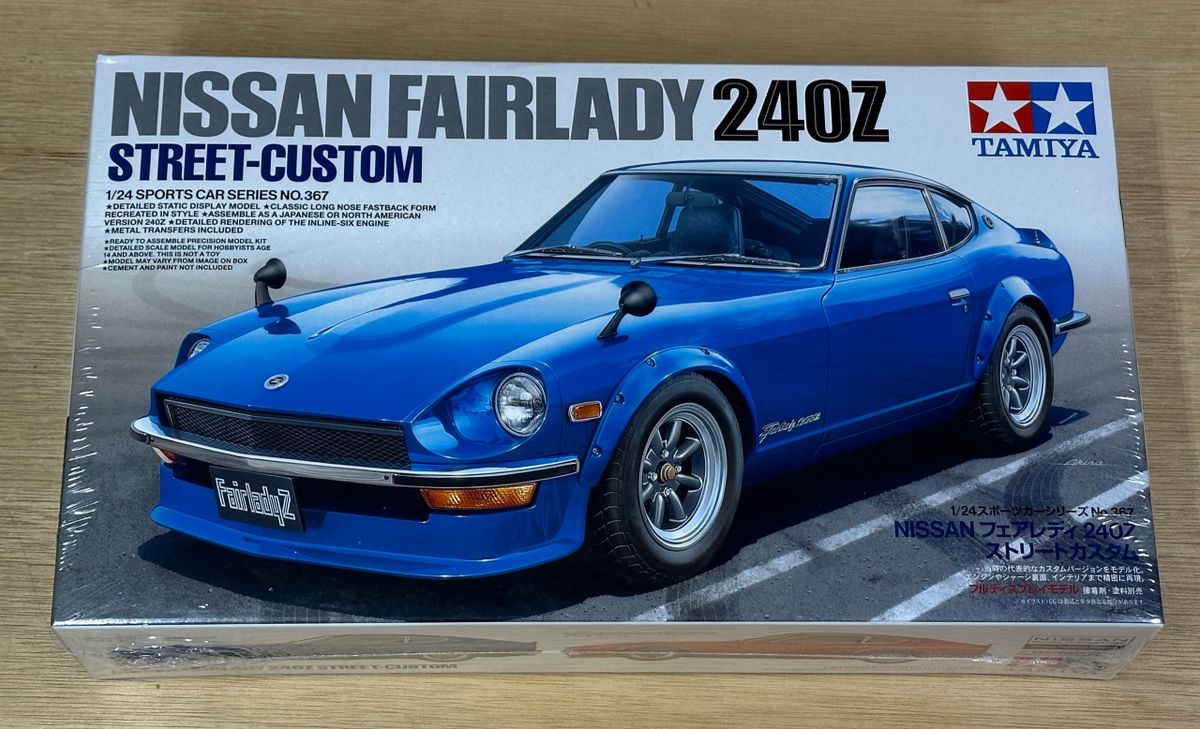 TAMIYA NISSAN FAIRLADY 240Z "STREET CUSTOM"
