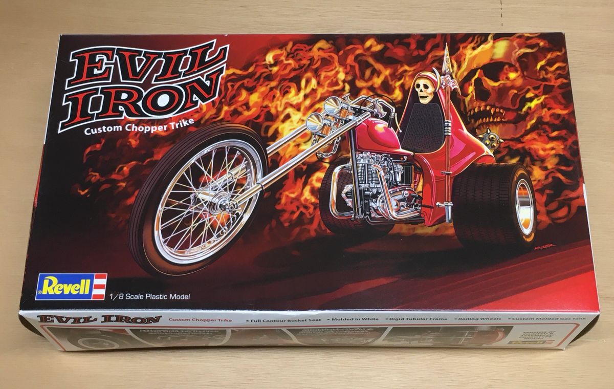 REVELL EVIL IRON CUSTOM CHOPPER TRIKE