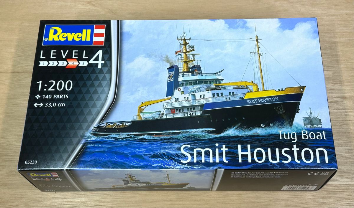 REVELL GERMANY "SMIT HOUSTON" TUG BOAT