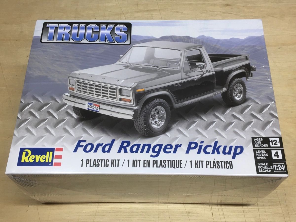 REVELL FORD RANGER 4X4 PICKUP
