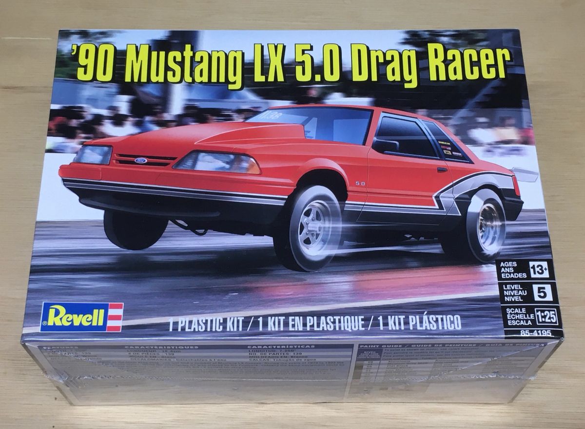 REVELL - 1990 FORD MUSTANG LX 5.0 DRAG CAR