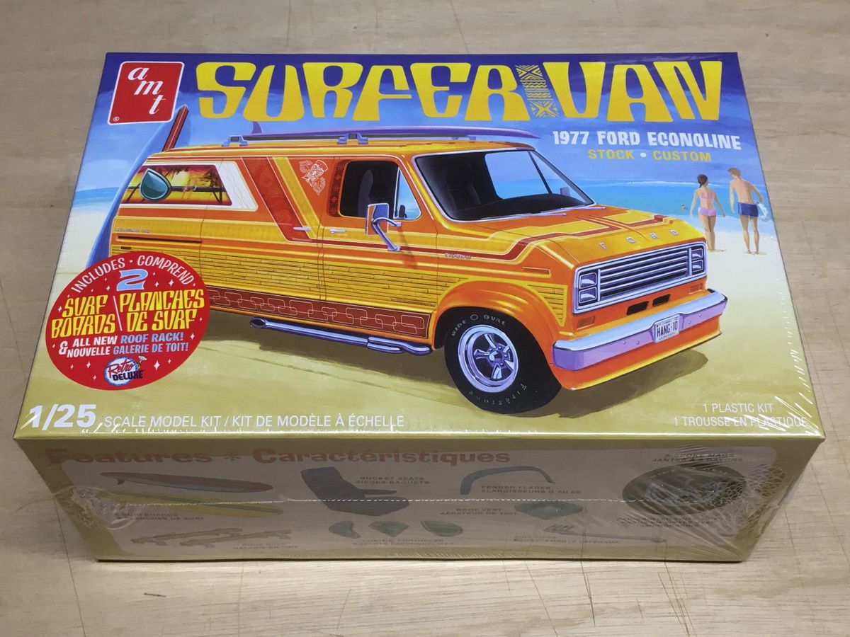 AMT - 1977 FORD ECONOLINE SURFER VAN