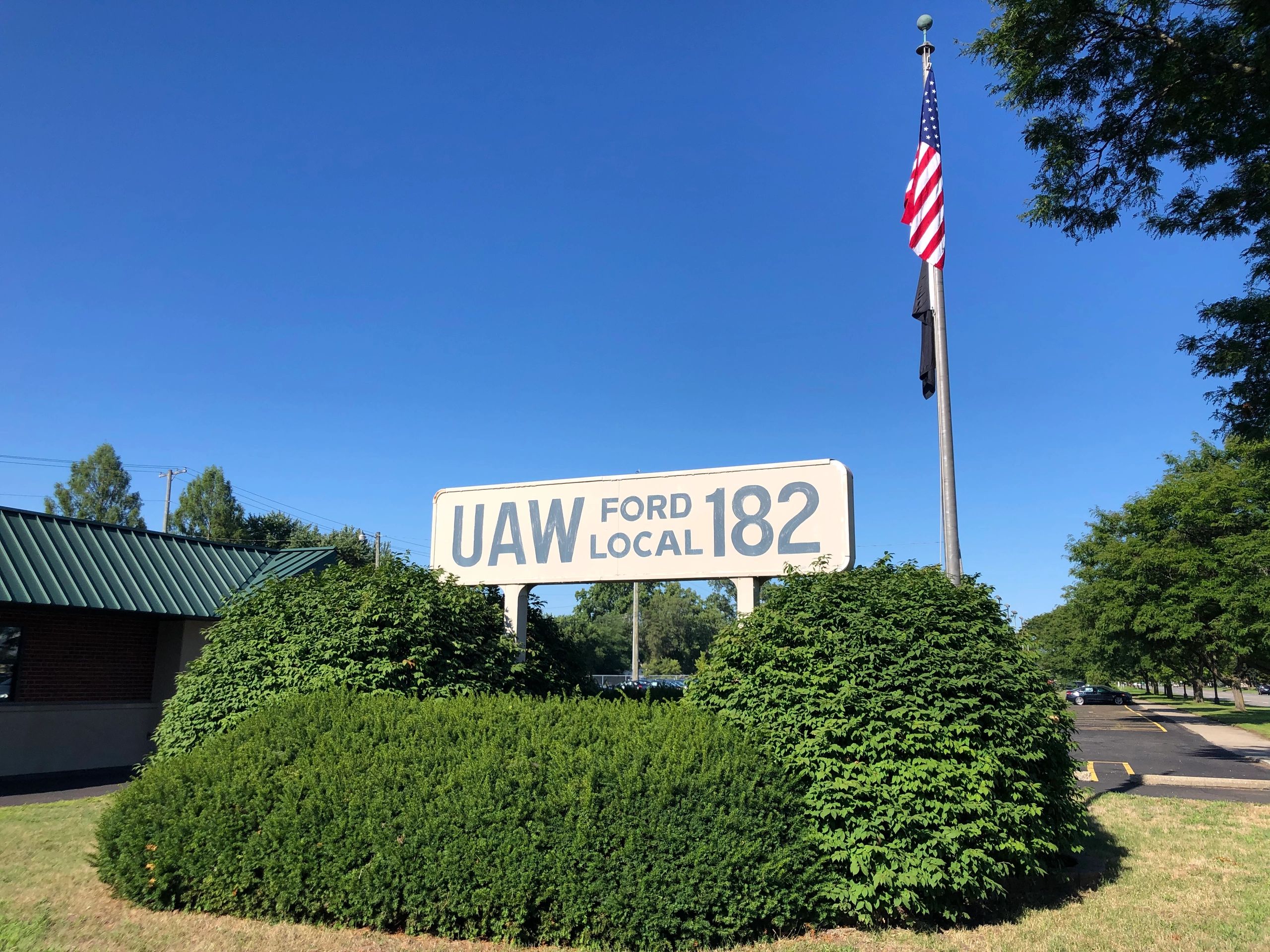 Local 182 - UAW Local 182
