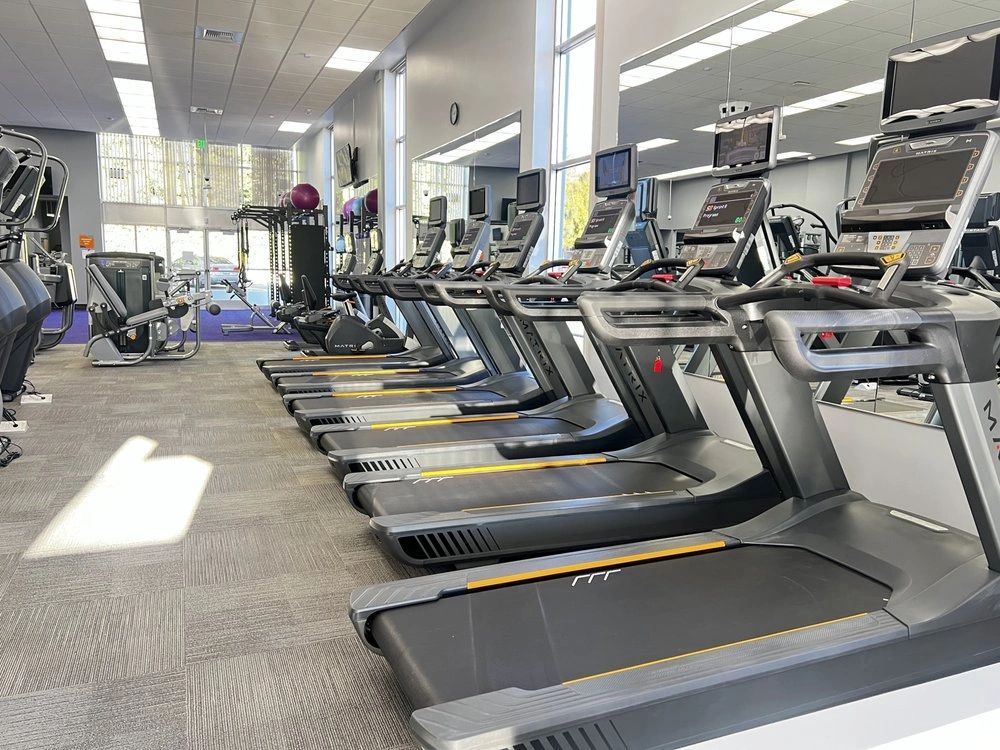 HOME [omegafitnessholdings.com]