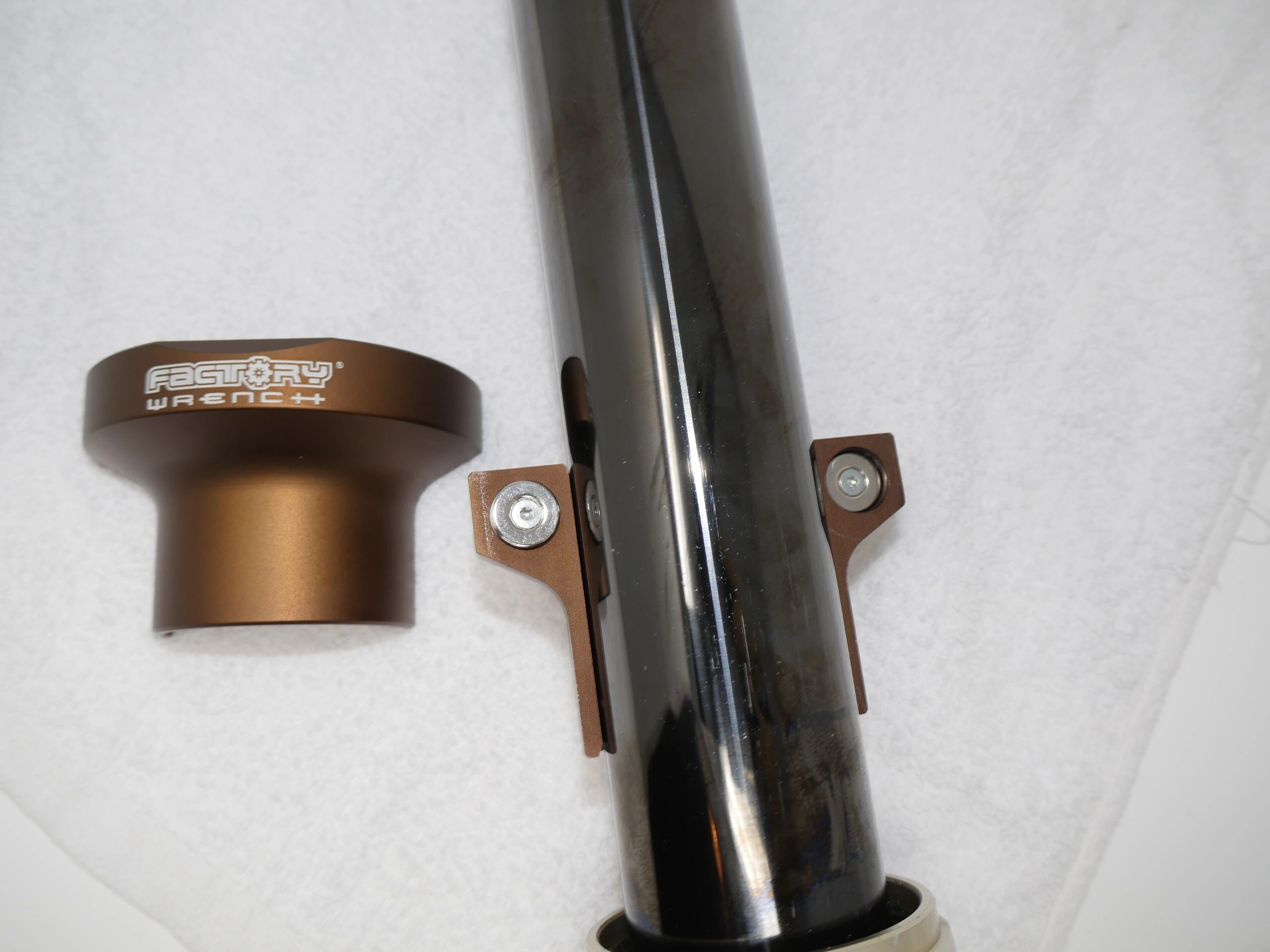 MAGNETIC FORK SEAL DRIVER 47-49mm