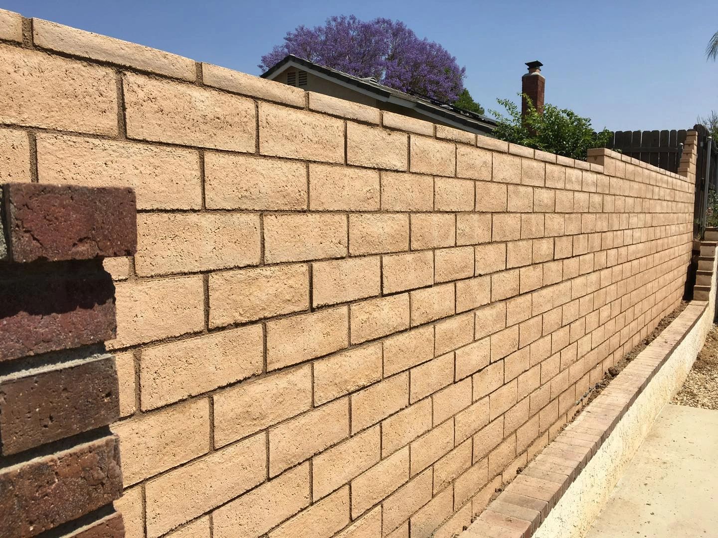 Expert Masonry Contractor for Block Wall Installation