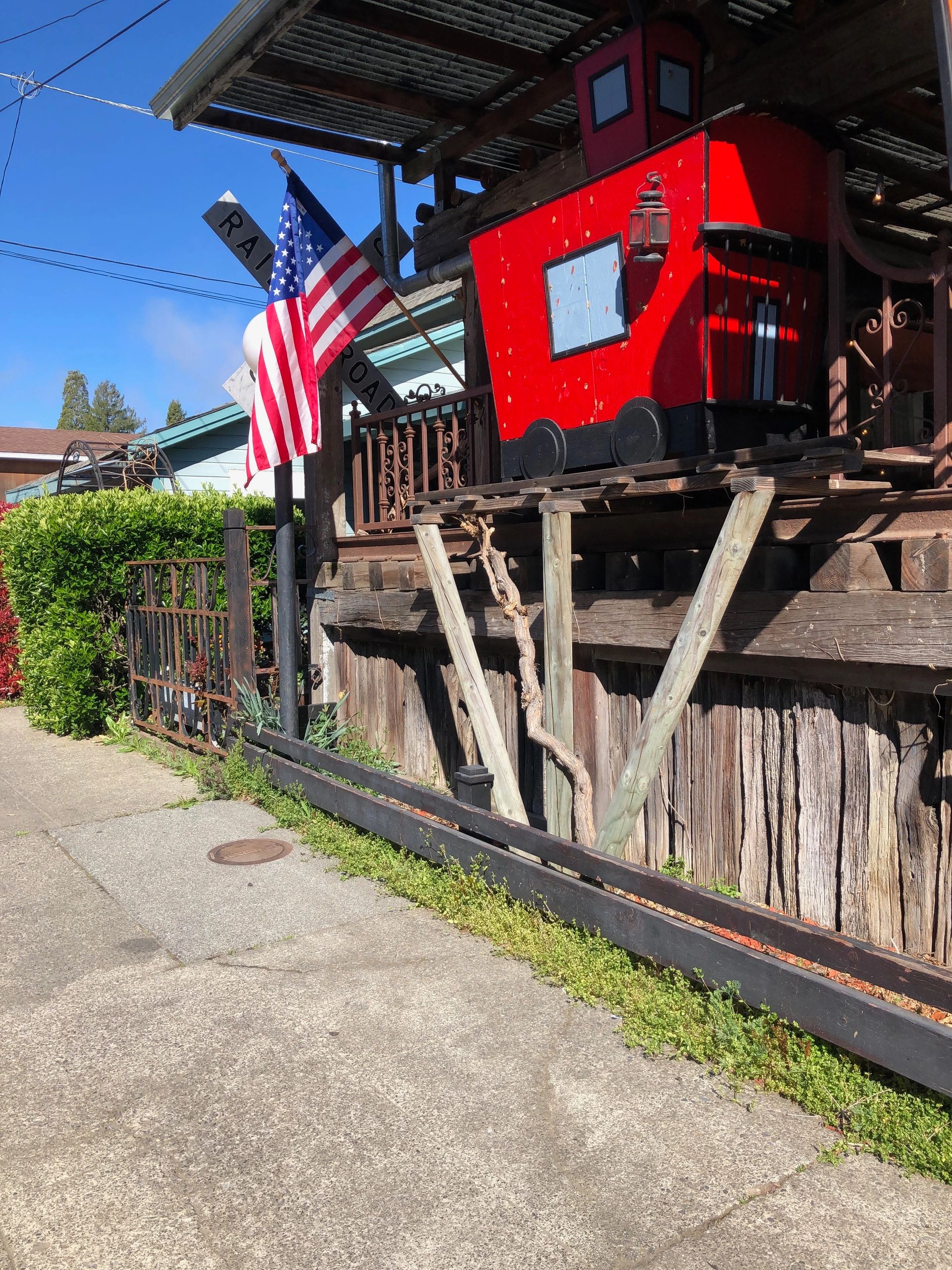Loose Caboose Cafe