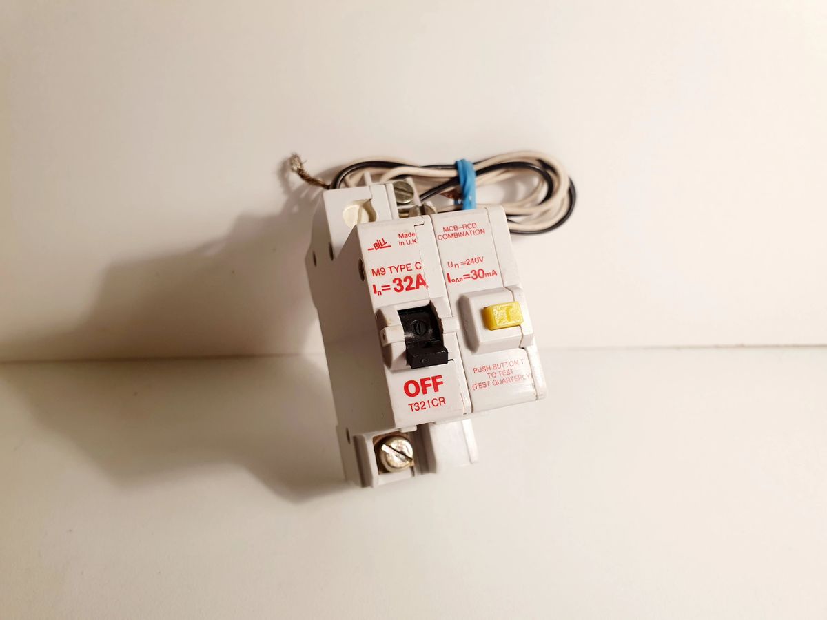 BILL MEM Memshield 1, 32a 30mA type C RCBO, mcb-rcd circuit breaker ...